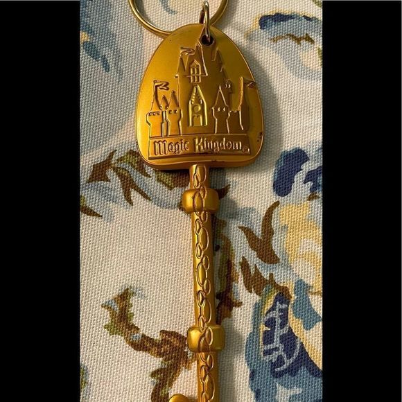 Disney | Accessories | Disney World Parks Gold Tone Keychain Giant Key ...